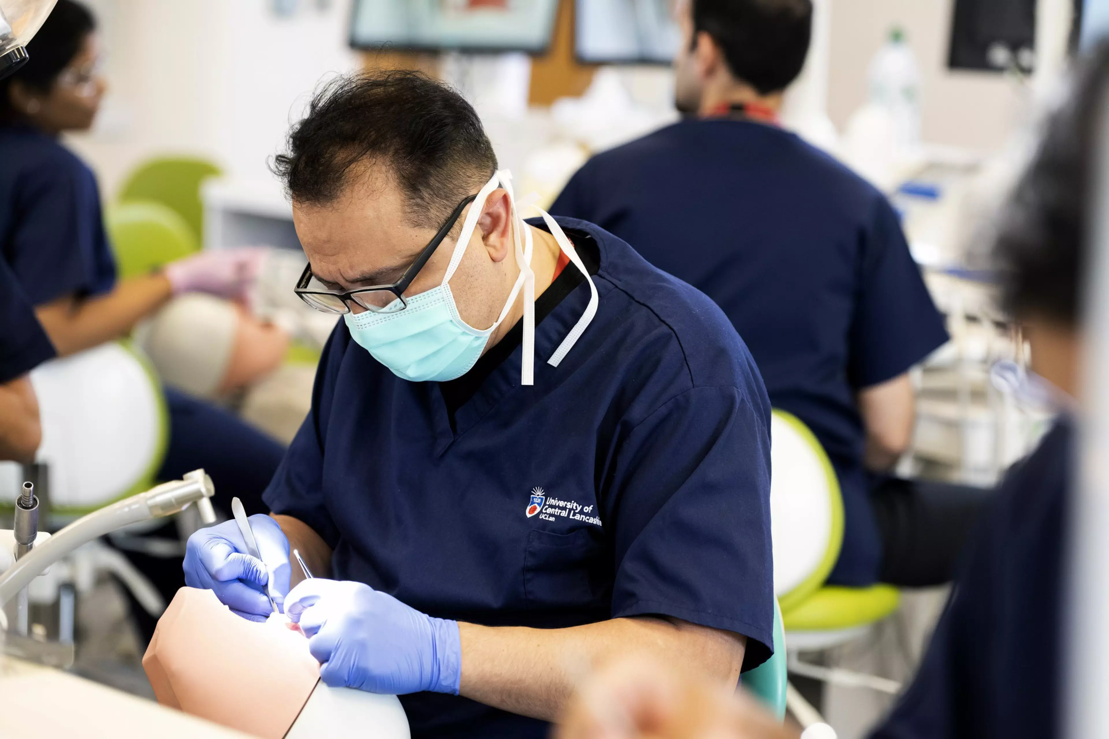 Becoming a Dentist | Step by Step Guide