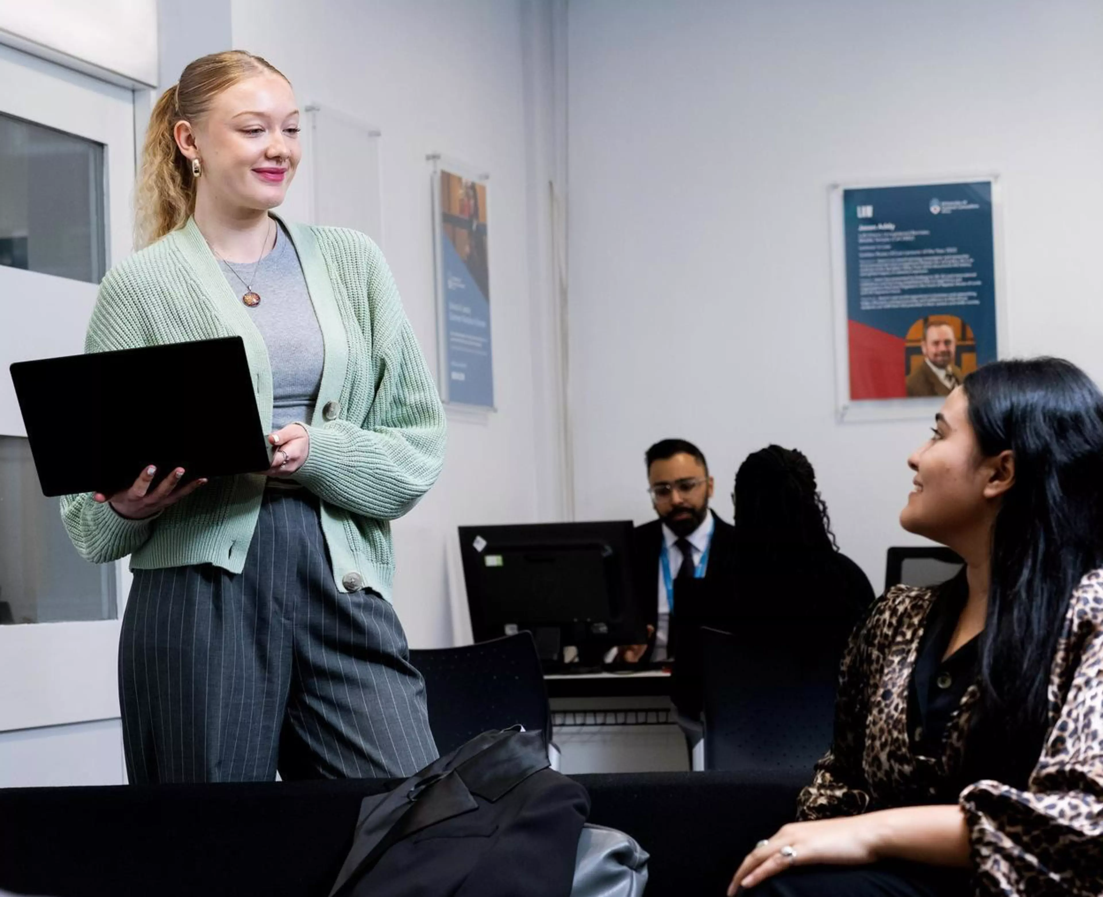 LLB (Hons) Law Degree UK - Study Law at University